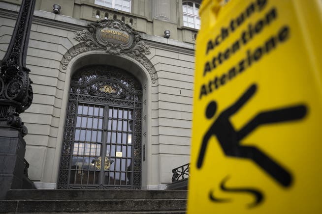 Klimaschutz: Nationalbank gerät immer stärker unter Druck Klimaschutz: Nationalbank gerät immer stärker unter Druck